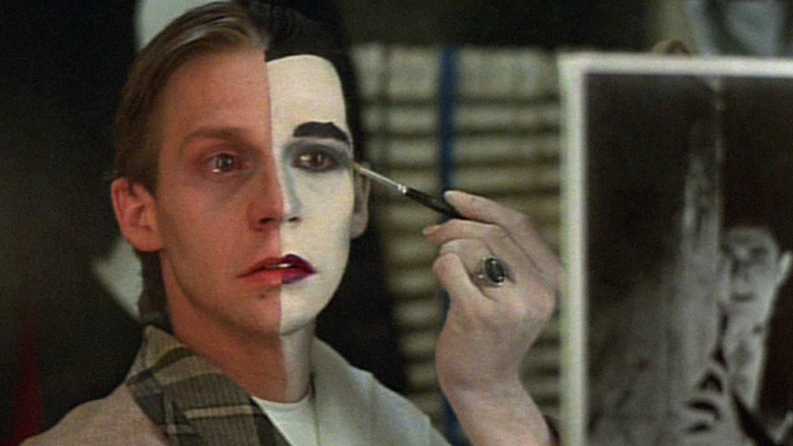 Fade To Black: Every Movie Reference (& How The Killer Relates To Each)