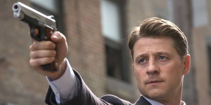 Batman: The 10 Best Commissioner Gordon Actors, According To Ranker