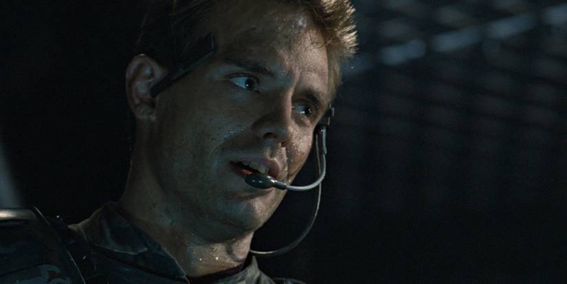 Hicks's Alternate Fate In Aliens' Early Drafts Was Even More Grim