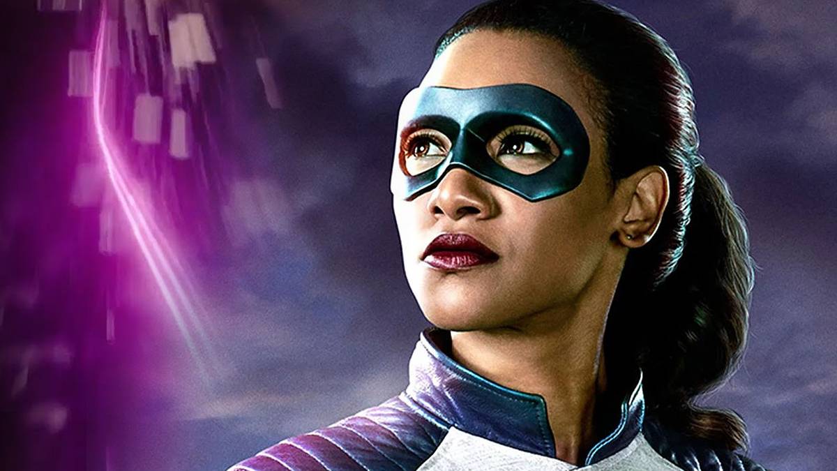 The Flash: Why Iris' Speedster Lightning Is Purple (& Not Yellow)