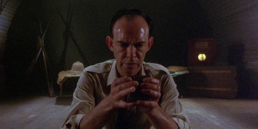 Hellraiser: 14 Facts About The Origins Of Pinhead That Only Hardcore ...