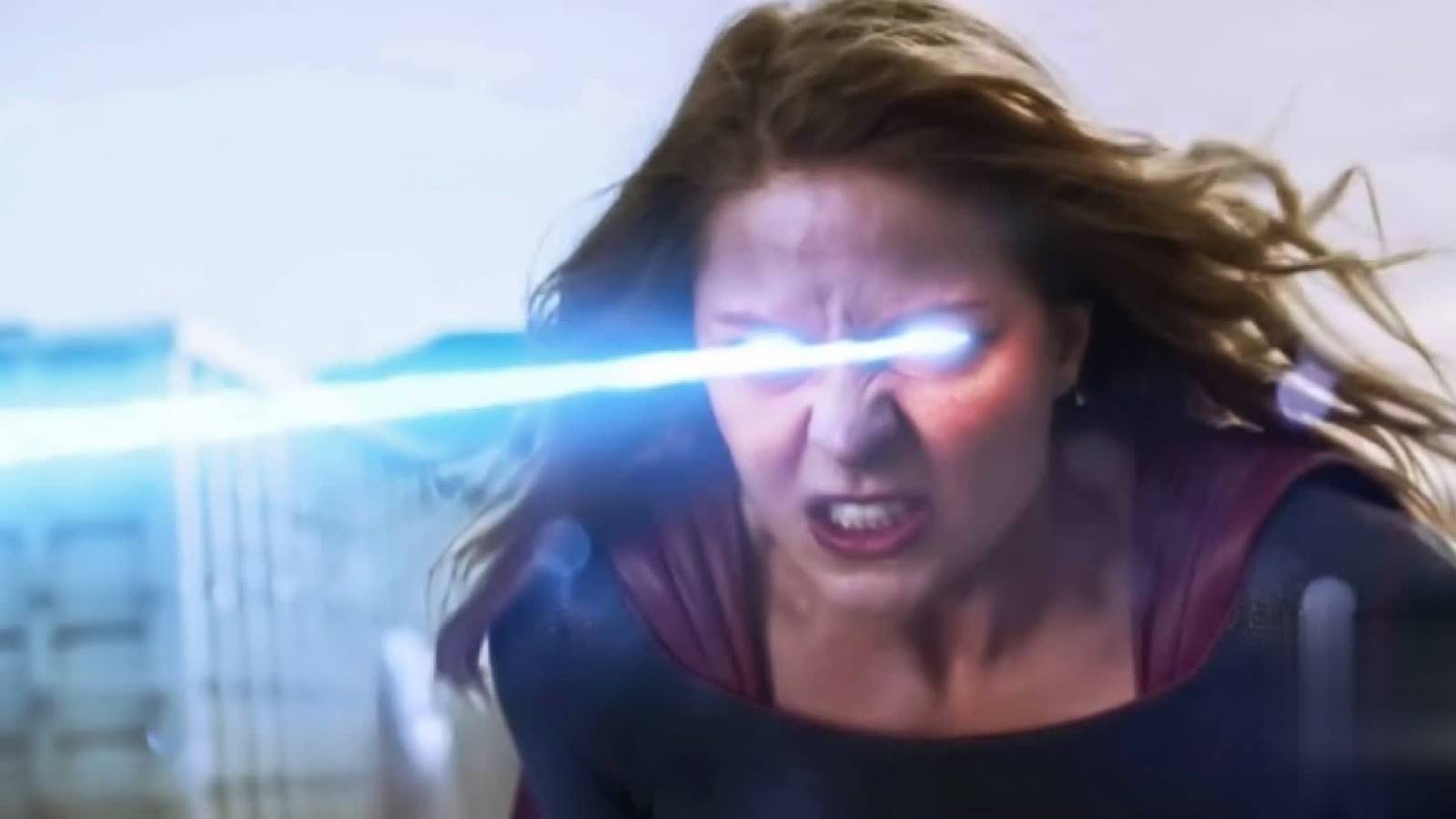 Why Supergirl's Heat Vision Is Blue In The Arrowverse