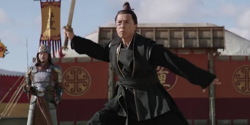 Mulan: 10 Best Costumes In The Live-Action Movie, Ranked