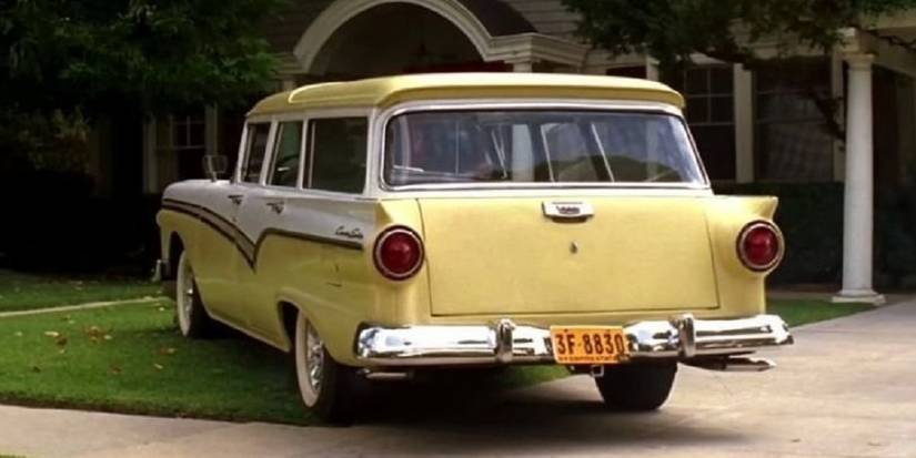 Mad Men: 10 Coolest Vintage Cars On The Show, Ranked