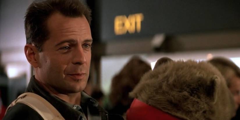 Die Hard: 10 Differences Between The Book & The Movie