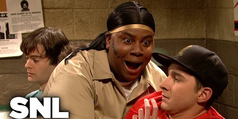 10 SNL Sketches Where The Whole Cast Broke Character