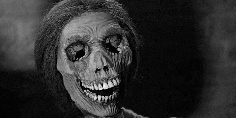 10 Best Mothers In Horror Films