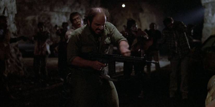 5 Reasons Slow Zombies Are Scarier Than Fast Zombies (& Vice Versa)