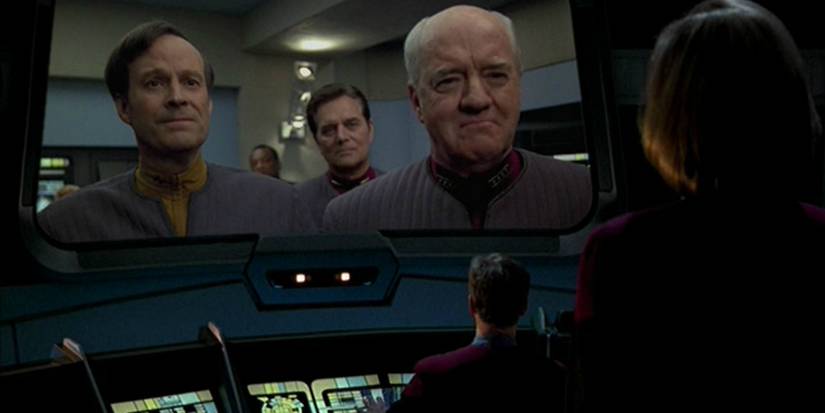 Star Trek: Voyager Series Ending Explained - How The Crew Gets Home