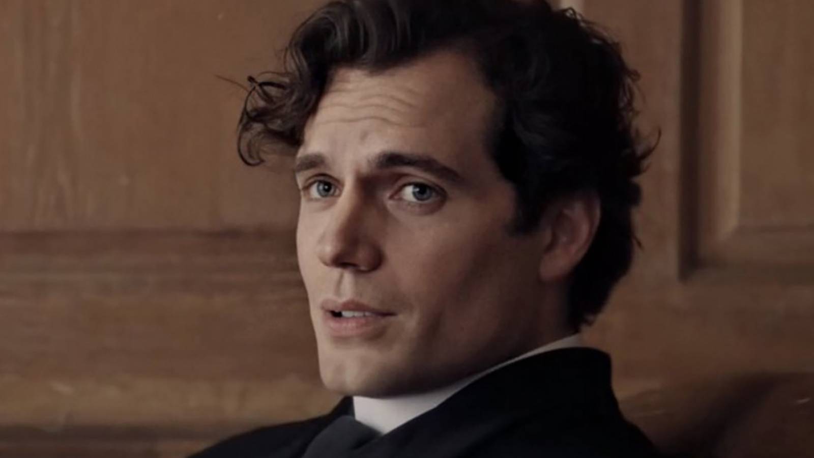 Henry Cavill Explains What Makes His Sherlock In Enola Holmes Unique