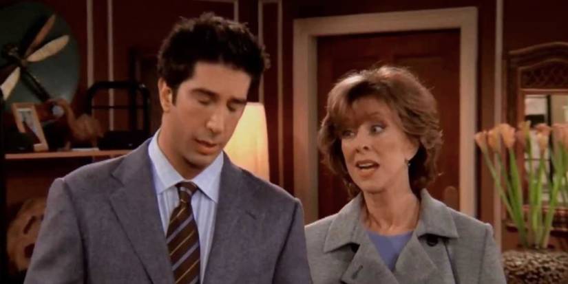 Friends: 10 Best Female Characters