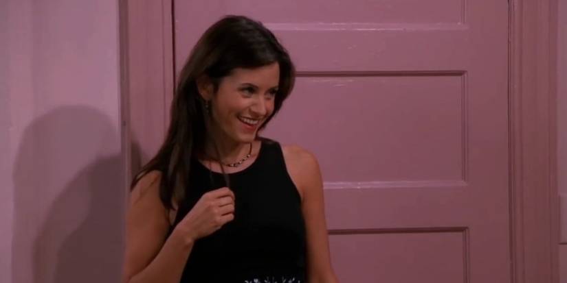 Friends: 10 Best Female Characters