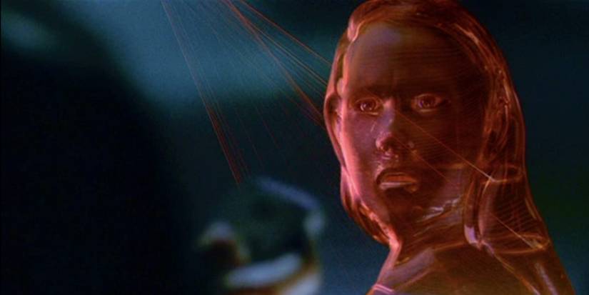 Resident Evil: 10 Things You Didn't Know About The Red Queen