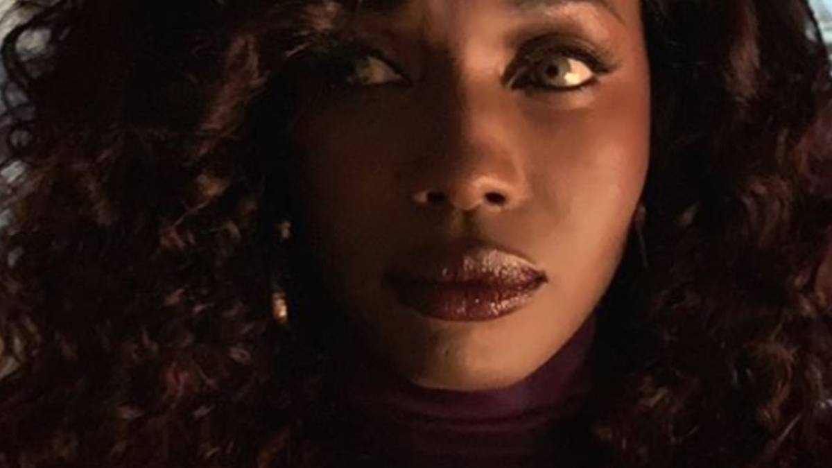 Titans Season 3 Image Reveals First Look At Starfire