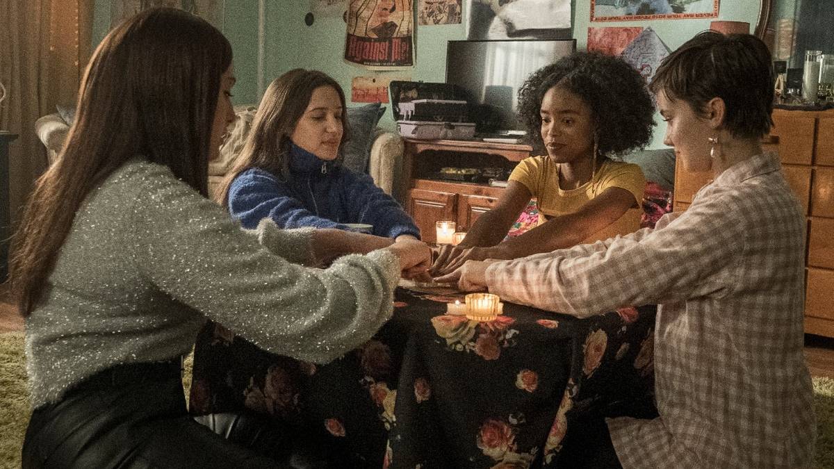 The Craft: Legacy Deleted Scene Reveals The Witches Learning A New Spell