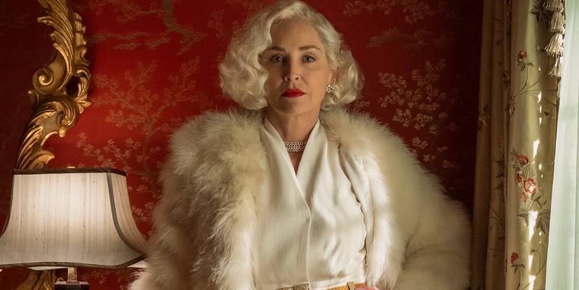 Ratched: The 10 Best '40s Outfits, Ranked