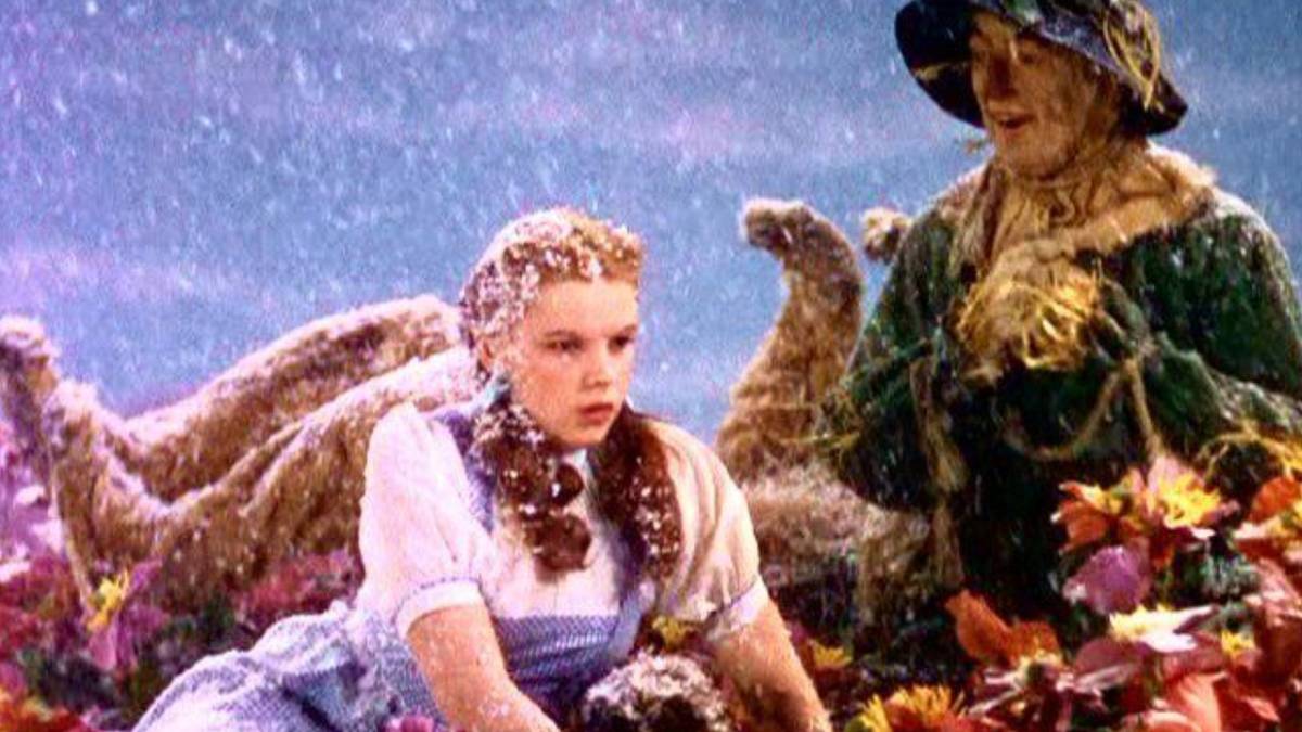 Yes, The Wizard Of Oz Snow Effect Was Literally Asbestos — & That Wasn ...