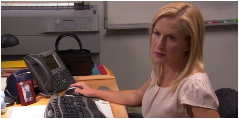 The Office: The 10 Saddest Things About Angela