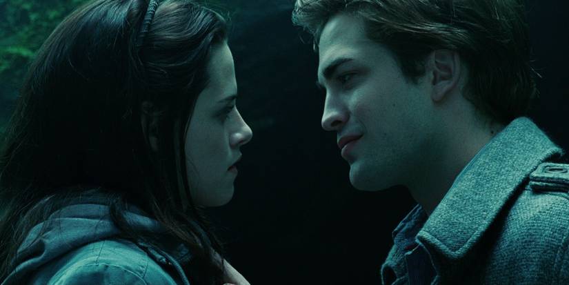 Twilight: How Bella's Movie Story Was Almost Completely Different