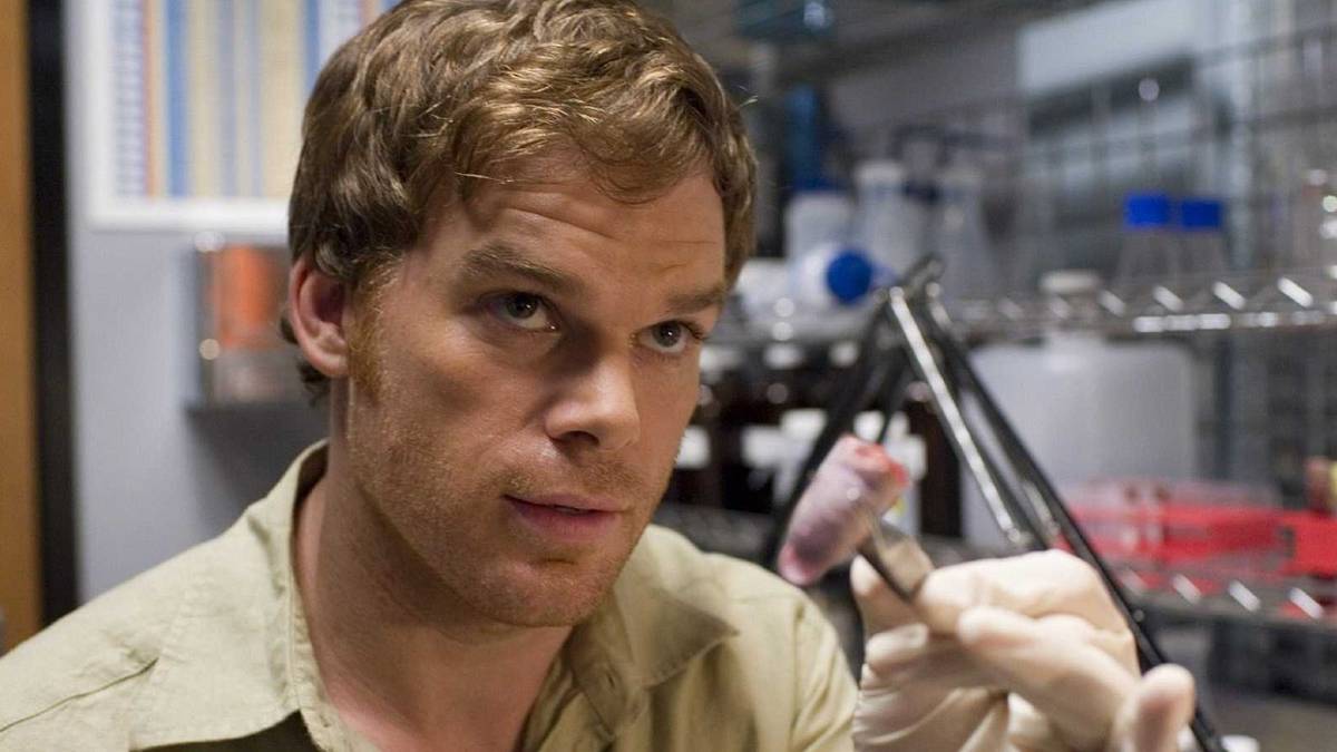 Dexter Season 9 Image Reveals His New Identity & Career