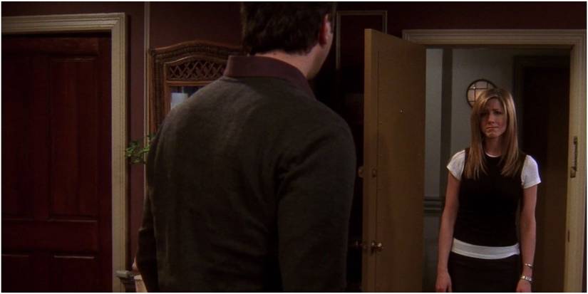 Friends: 10 Scenes That Live Rent Free In Every Fan's Head