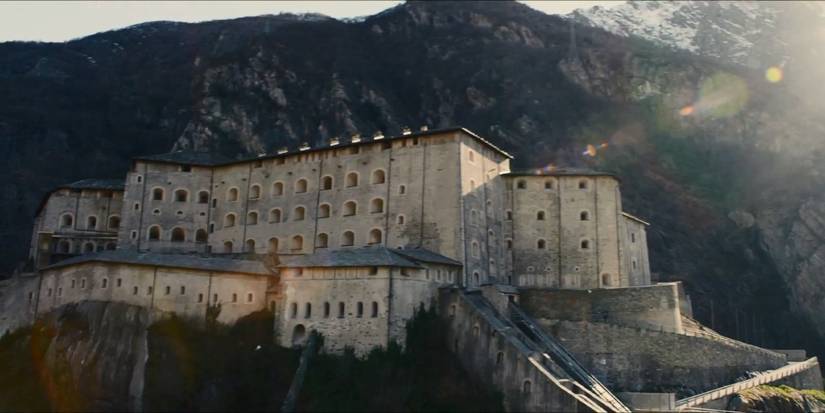 10 Impressive Buildings In The Marvel Cinematic Universe