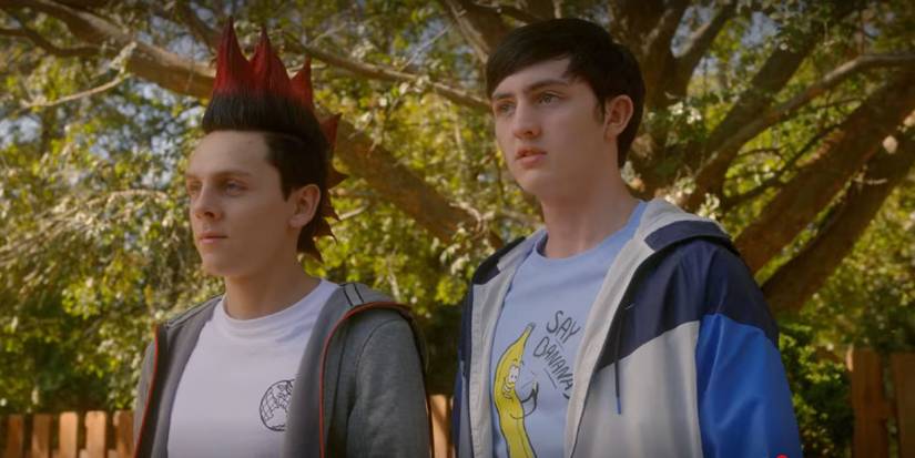 Cobra Kai: The 10 Main Actors, Ranked From Tallest To Shortest