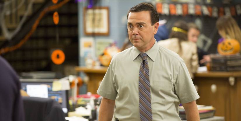 Brooklyn Nine-Nine: 10 Characters, Ranked By Job Position