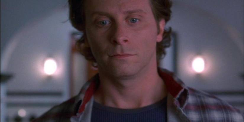 The Shining: Every Difference Between Stephen King's Miniseries & Book