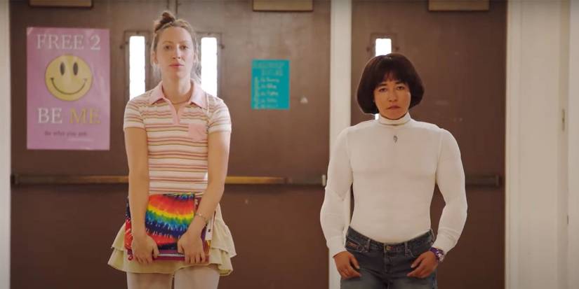 Pen15: Why Maya Is The True Main Character (& Why It's Anna)