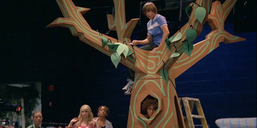Disney's High School Musical: 10 Funniest Scenes From The Movie, Ranked