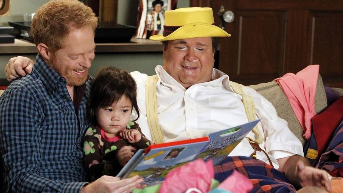 Modern Family Star Reveals Mitch & Cam Spin-Off Was Discussed At ABC