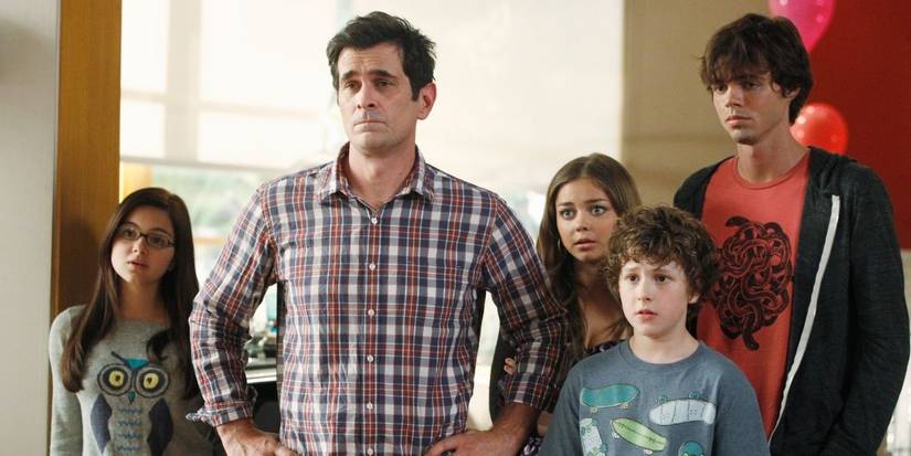 Modern Family: Haley And Dylan's Relationship Timeline, Season By Season