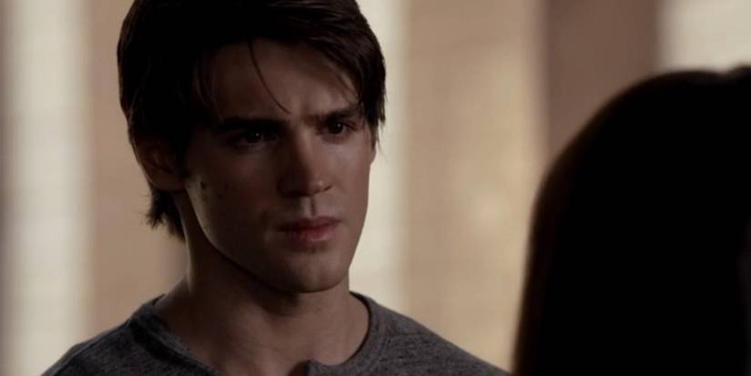 The Vampire Diaries: The Best (& Worst) Trait Of Each Main Character