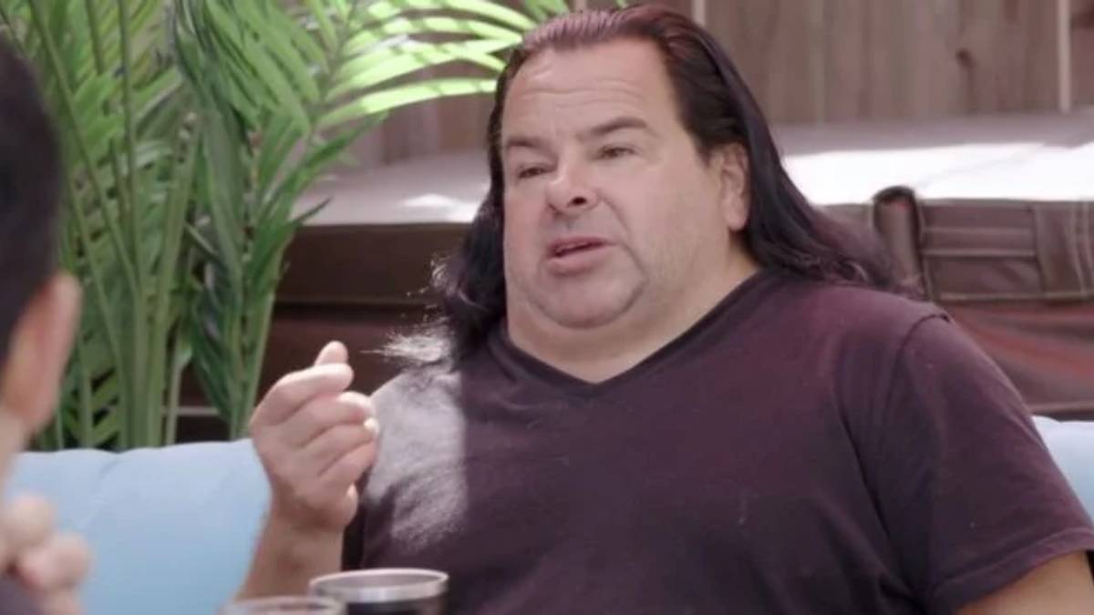 90 Day Fiance: Big Ed Shows Off Body Transformation & New Hairstyle