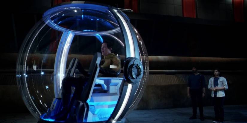 All 10 Versions Of Time Travel In The Arrowverse Explained
