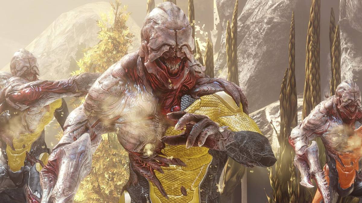 Halo Fan's Flood Cosplay Looks Good Enough To Be Real