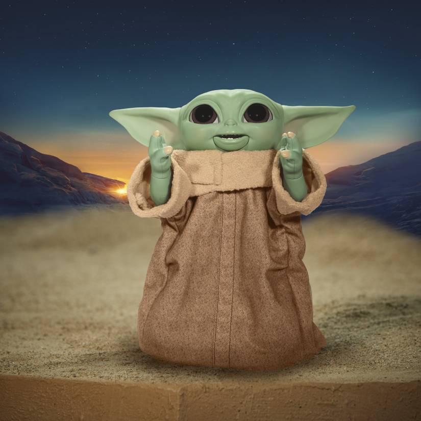 Grogu Snacks On Cookies & Soup In The Mandalorian Animatronic Toy