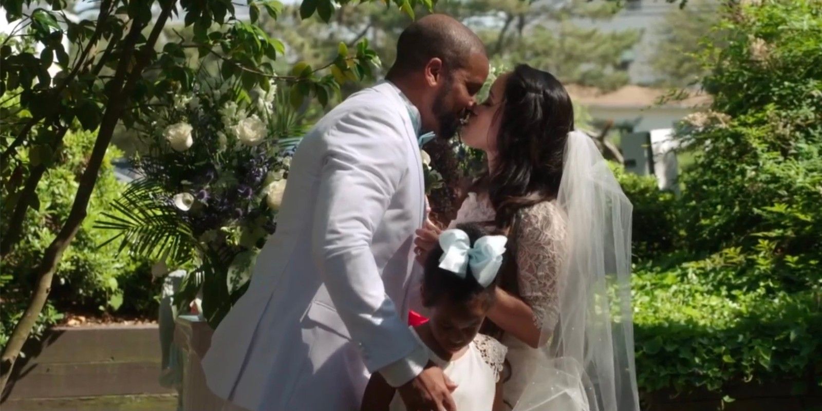 90 Day Fiancé Season 8: Which Couples Are Still Together (& Which Aren't)