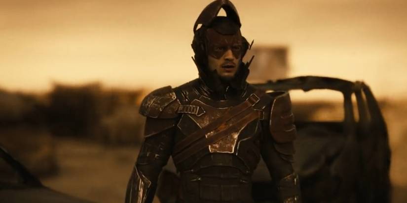 Flash's Time Travel Explains Why He's Snyder Cut's Most Changed Hero