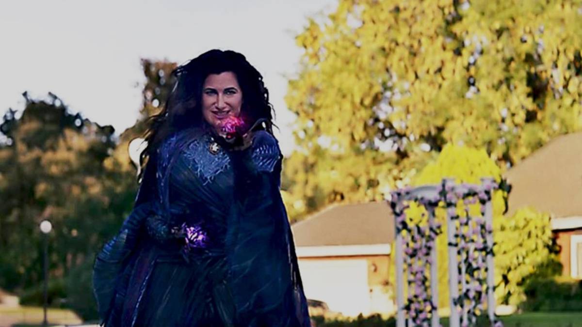 WandaVision Merch Reveals New Look At Agatha Using Her Powers In The Finale