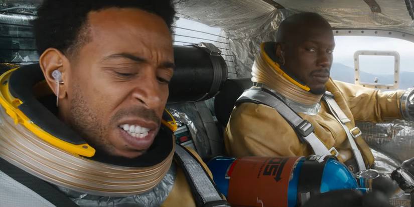 10 Coolest Flying Cars In Sci-Fi Movies