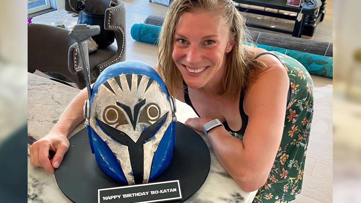 Mandalorian Star Celebrates Birthday With Incredible Bo-Katan Helmet Cake