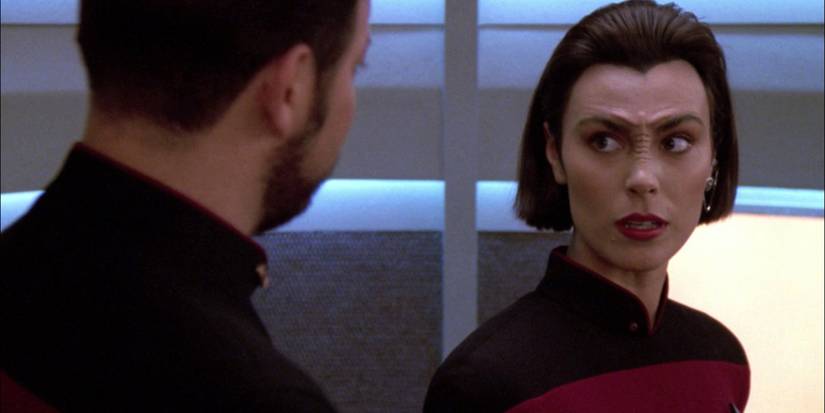 Star Trek: Why Ensign Ro Laren Left TNG (& How It Set Up DS9)