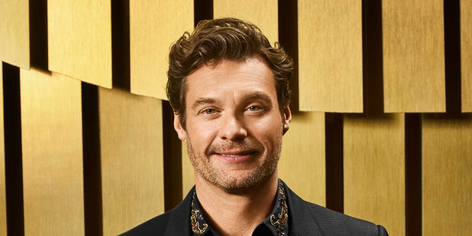 American Idol: 4 Signs Ryan Seacrest's Bending Over Backwards To Please New Judge Carrie ...