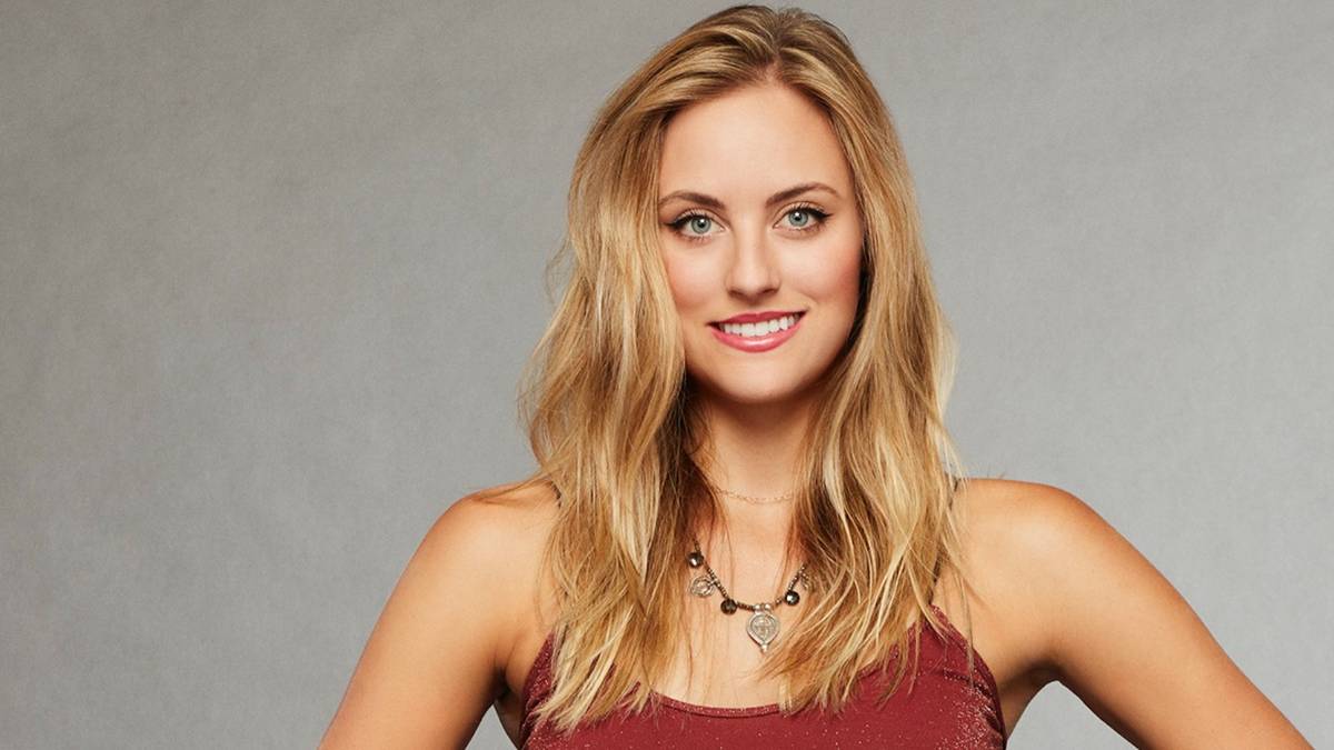 Bachelor In Paradise's Kendall Long Is Engaged To Mitchell Sagely