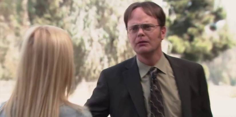 The Office: 10 Most Romantic Scenes Fans Watch Over & Over
