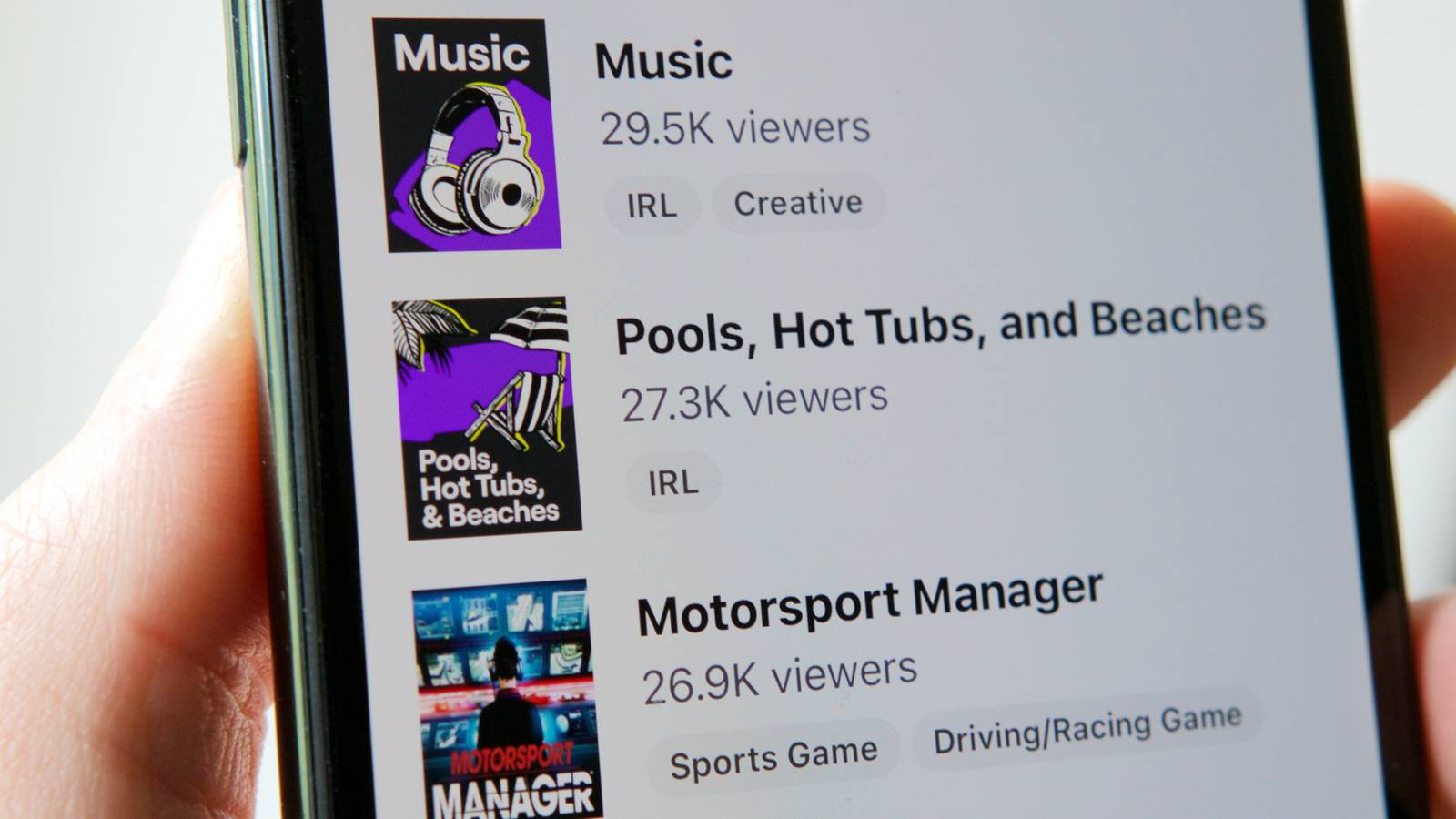 Why Twitch Has Added A 'Pools, Hot Tubs, and Beaches' Category