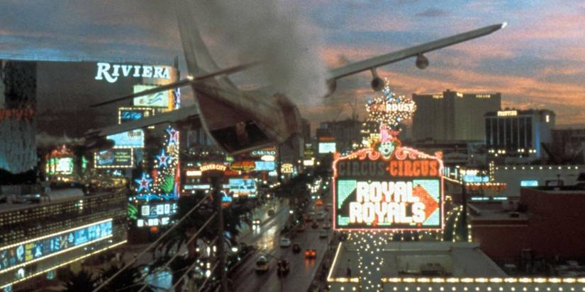 10 Best Action Movie Sequences On A Plane