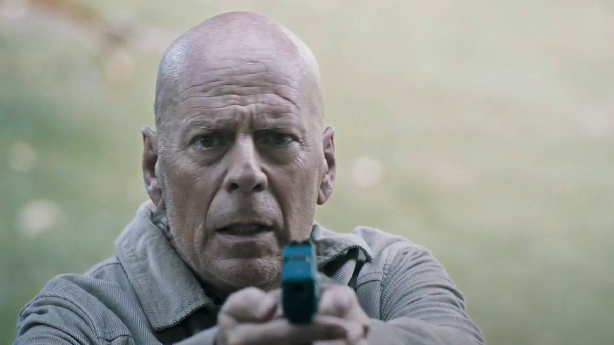 Out of Death Trailer: Bruce Willis Faces Off Against Corrupt Cops